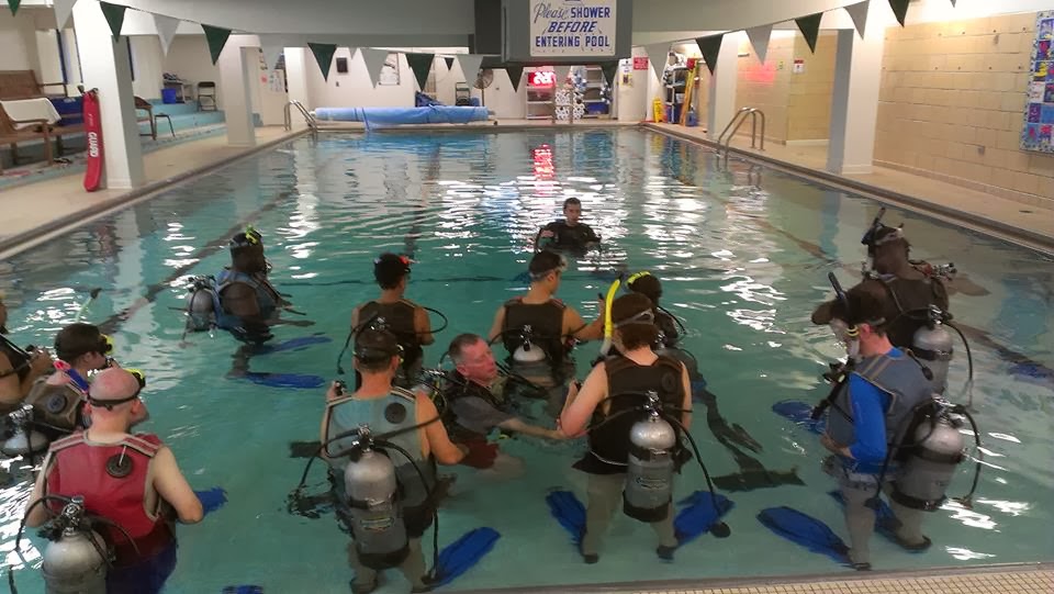 SCUBAedu.com: PADI Instructor Mike briefs of the various pool skills to ...