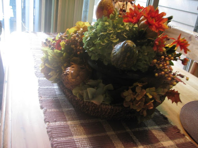 Designs by Pinky: ~~~Nature's Bounty Centerpiece~~~