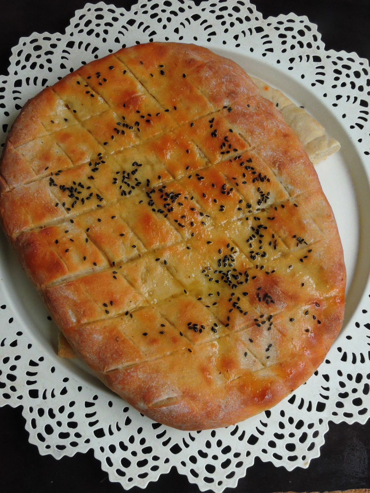 Priya's Versatile Recipes: Nan-E-Roghani/Afghan Oil Flatbread