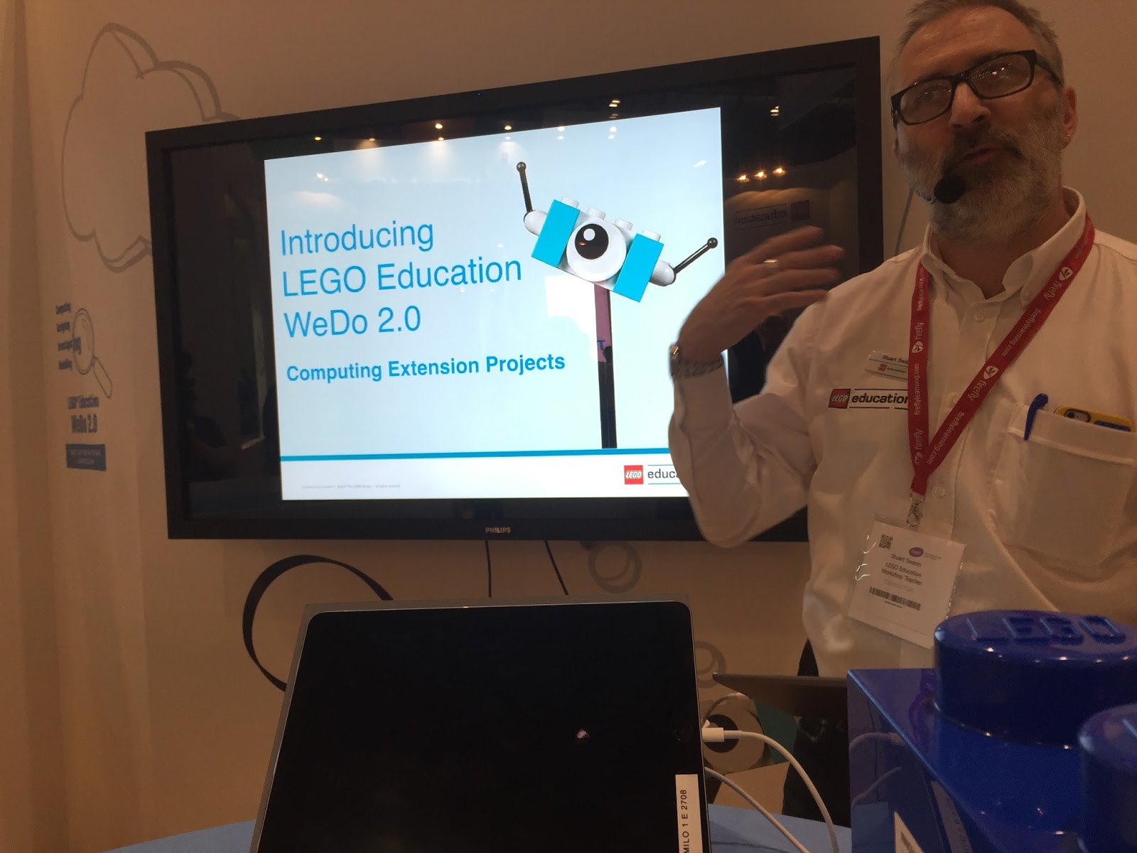 iTeach - iLearn: Coding with LEGO