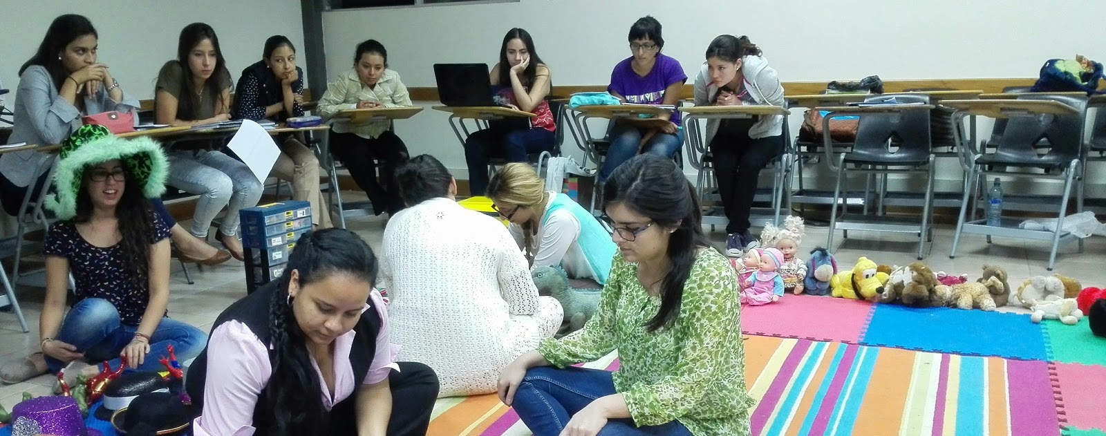 En línea con la Psicología: Terapía de juego No directiva Virginia Axline