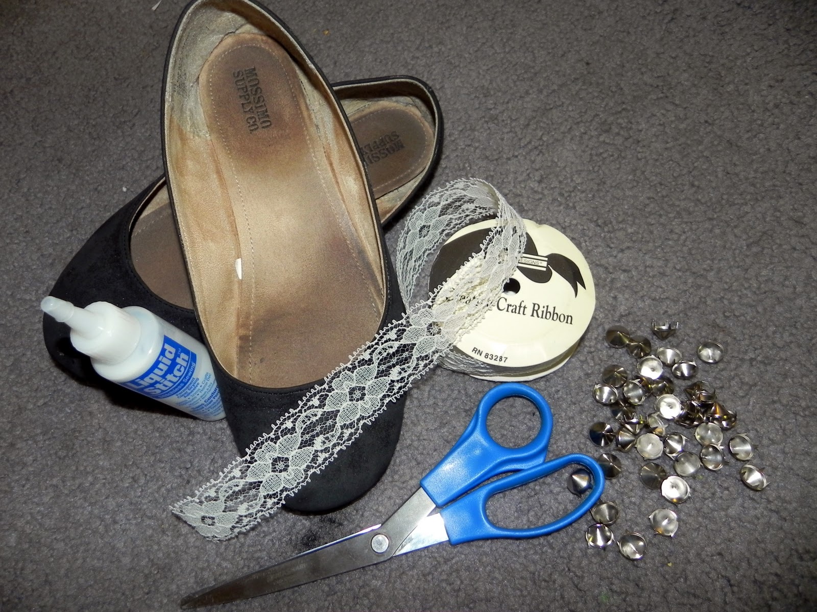 Smart n Snazzy: DIY ~ Refashioned Pretty & Punk Shoes