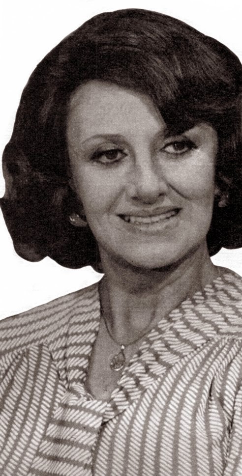 Astros em Revista: IDA GOMES A VOZ DE BETTE DAVIS