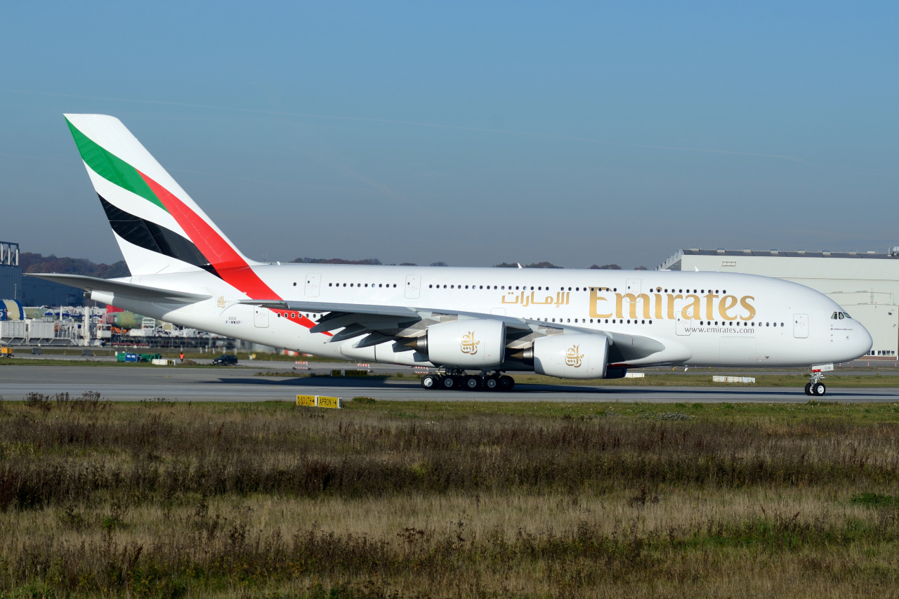 Airbus Hamburg Finkenwerder News: A380-861, Emirates, A6-EOR (MSN 202)