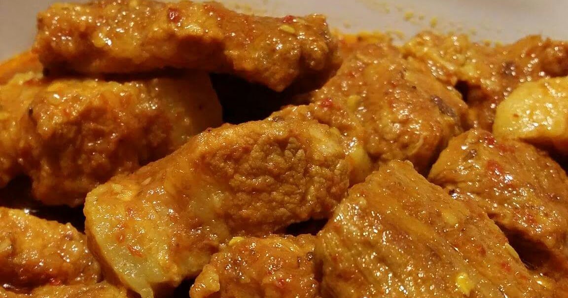 Christmasy Goan Fiery Curry Pork - Homecooking Adventures