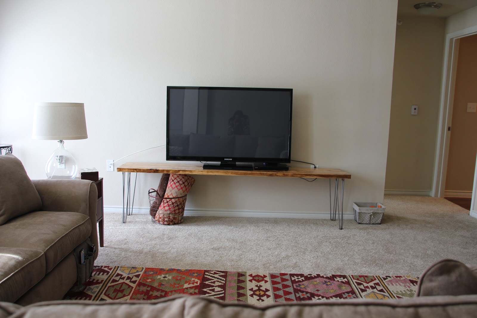 TV Stand / Bench / Any Table : a tutorial | Sweet Verbena