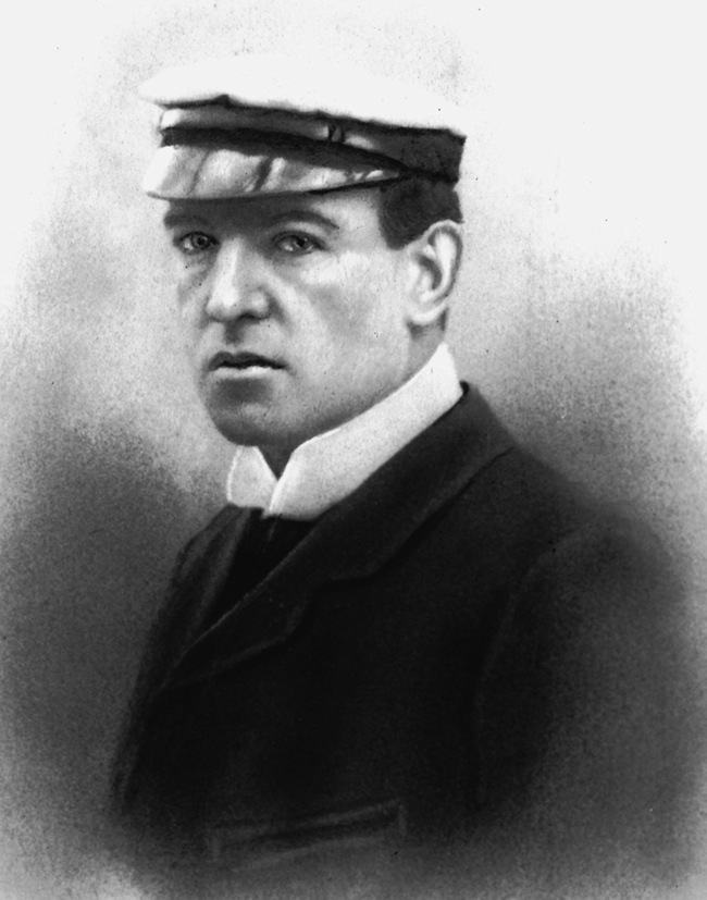 Decoding Satan: British explorer Henry Worsley dies crossing Antarctic