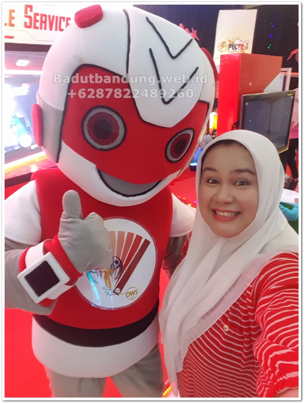 16 Ide Terkini Kostum Robot