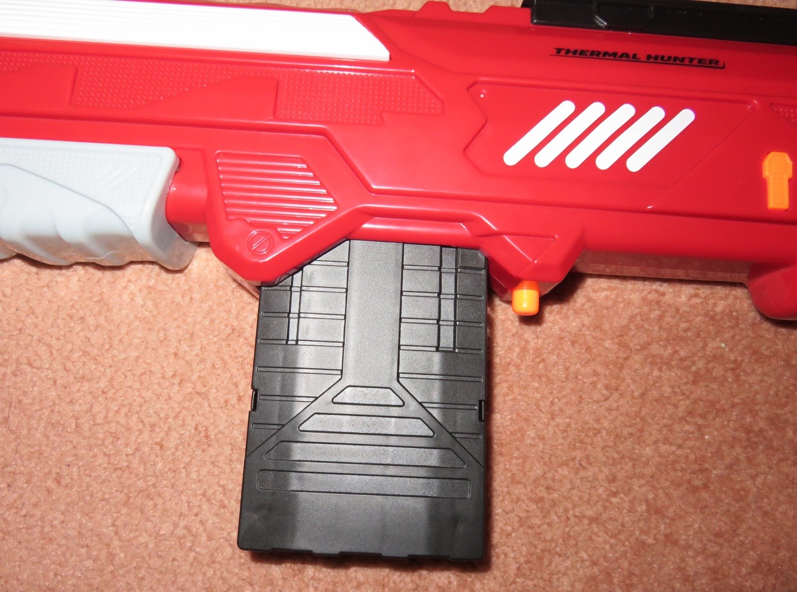 Outback Nerf: Review: Buzz Bee Thermal Hunter (15m)