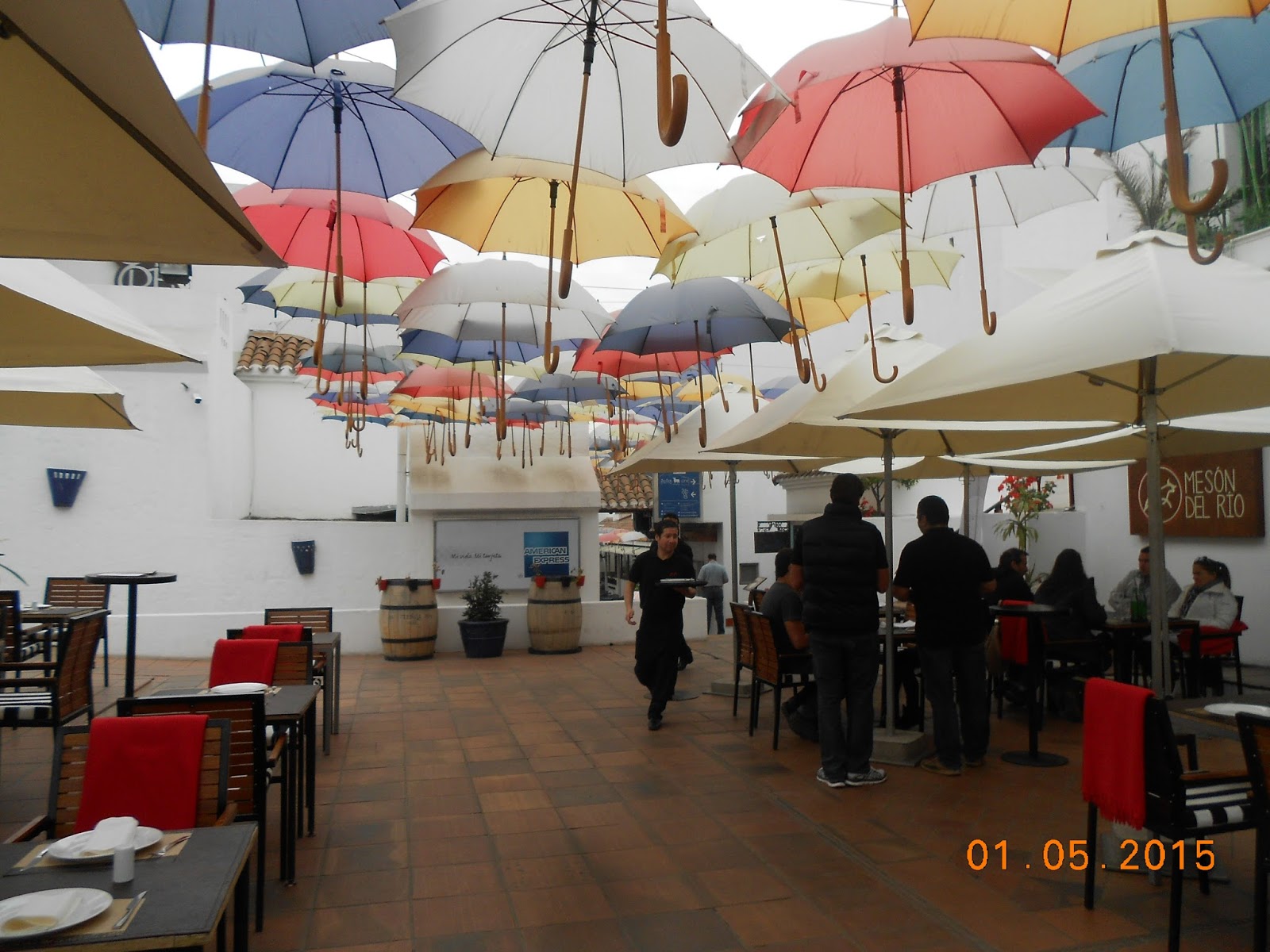 FOTOS AL ANDAR: BORDE RIO Santiago CHILE