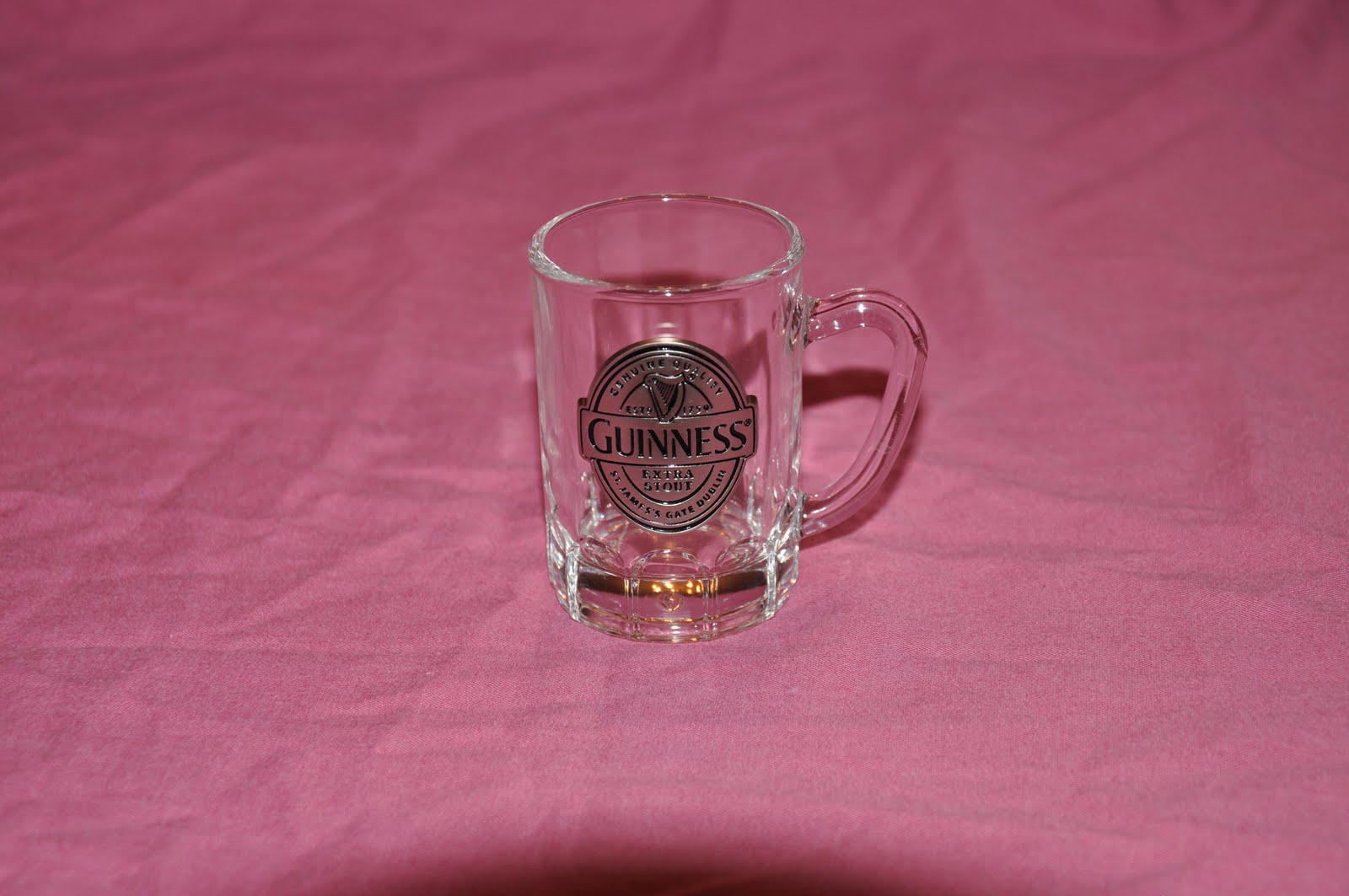 Guinness Collection: Labels, Carlton Ware, Wade, Gilroy, Doctors Books ...