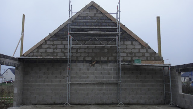 Notre-Maison-NlV: Le montage des pignons