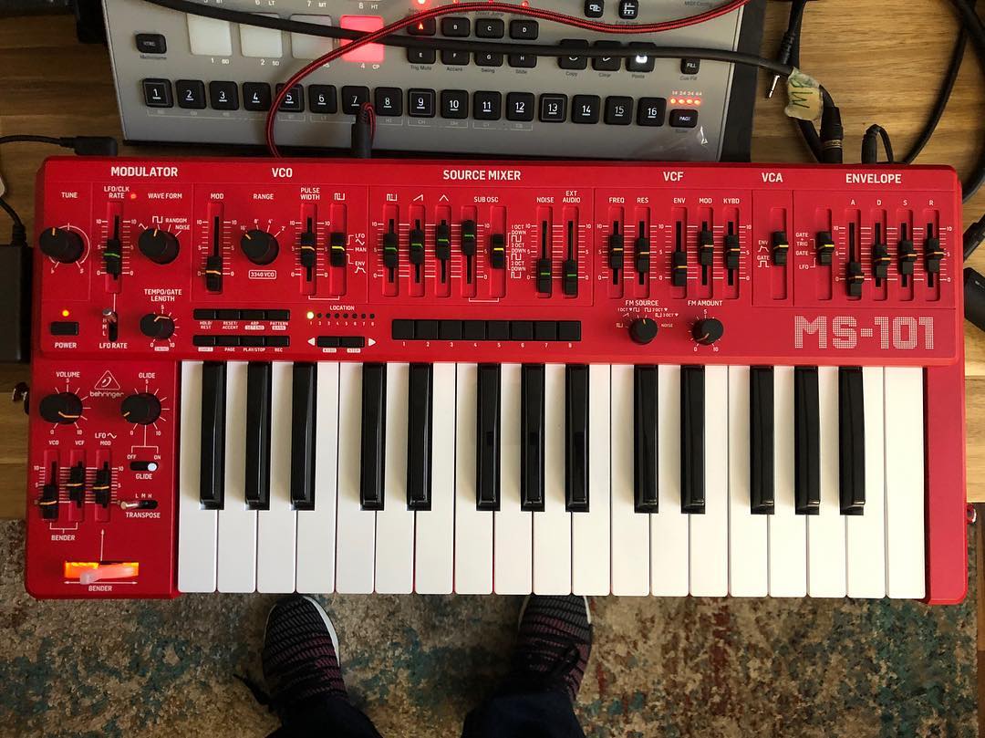 MATRIXSYNTH: Red Behringer MS-101 Roland SH-101 Clone Spotted