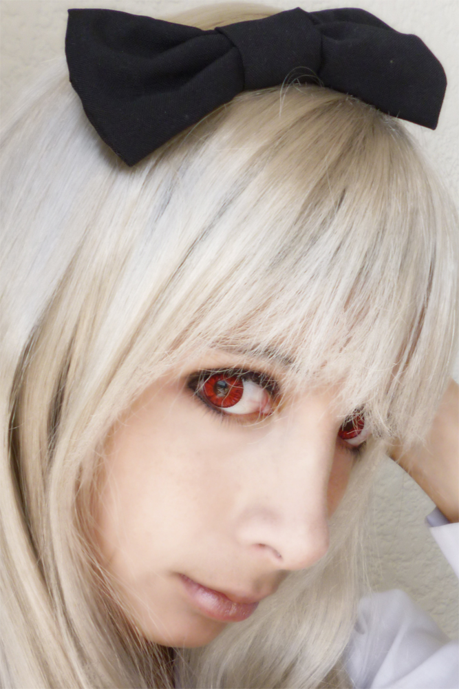 Sponsored Review - Super Pinky Bright Red - Cinnamon Annie