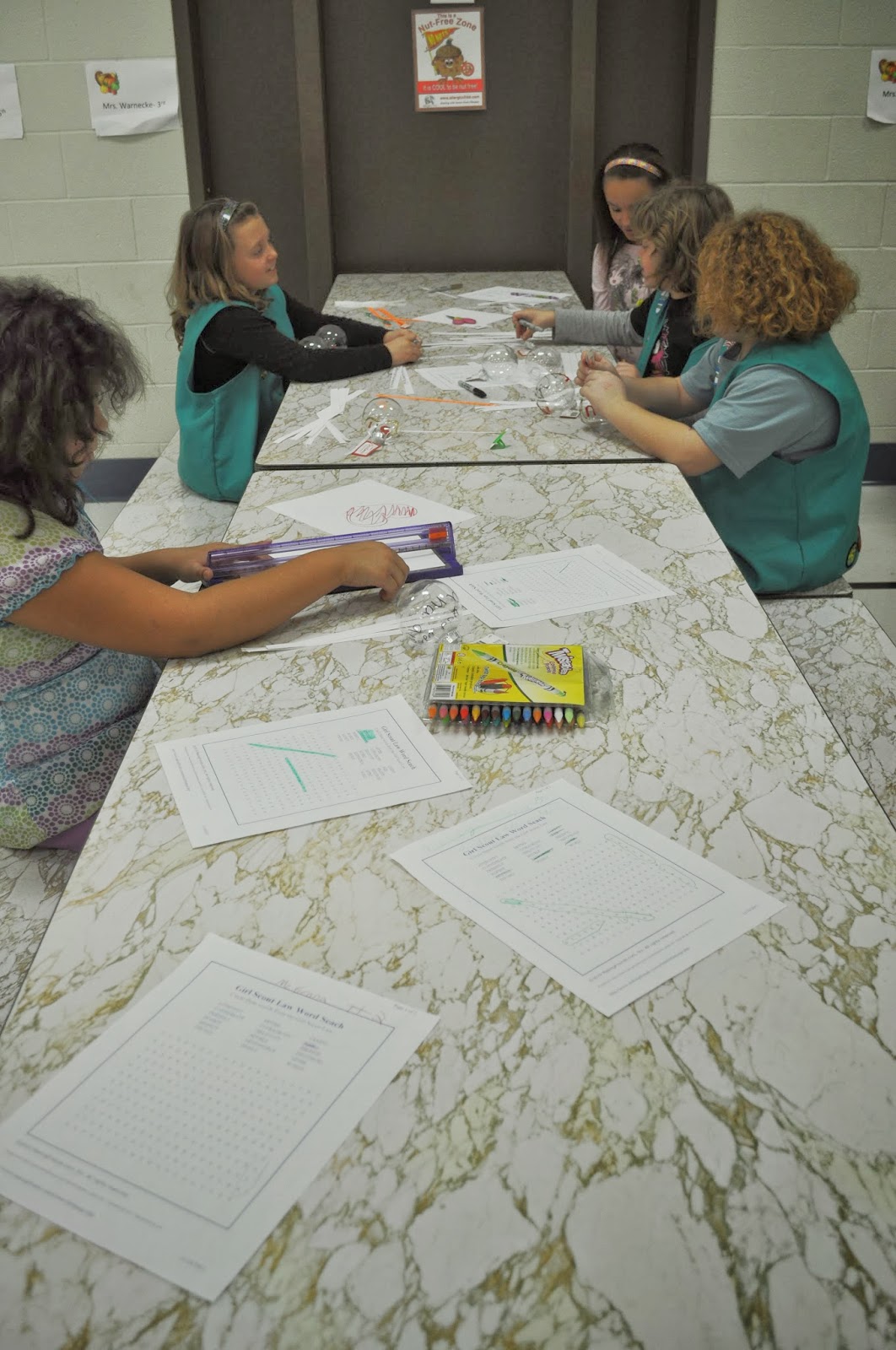 Thrifty Meets Crafty: Girl Scouts Fall Meetings