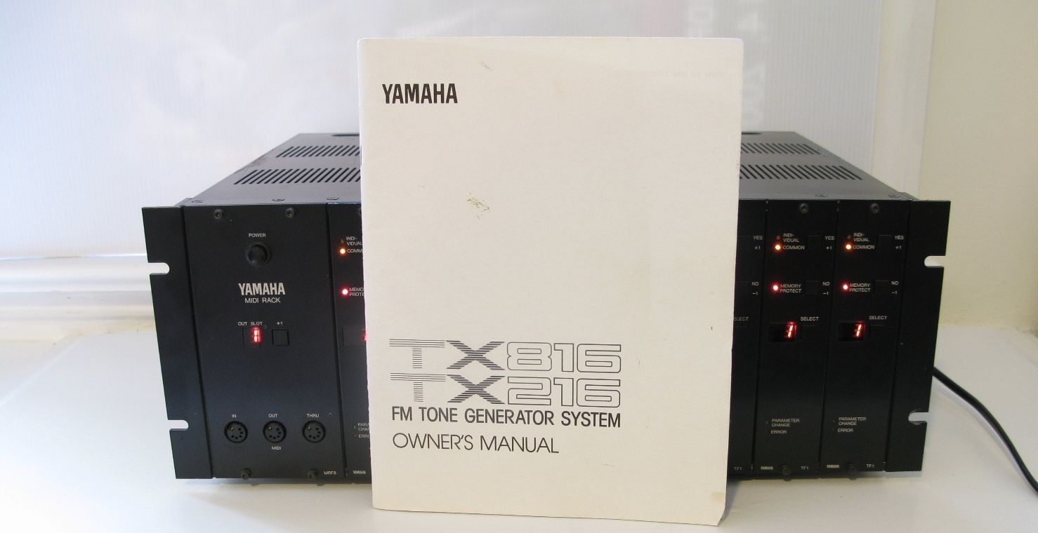 MATRIXSYNTH: Yamaha TX816 - 8 DX7 TF1 Modules in Rack