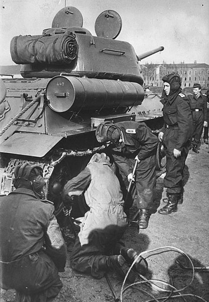 N.V.A. - D.D.R.: N.V.A. Panzer