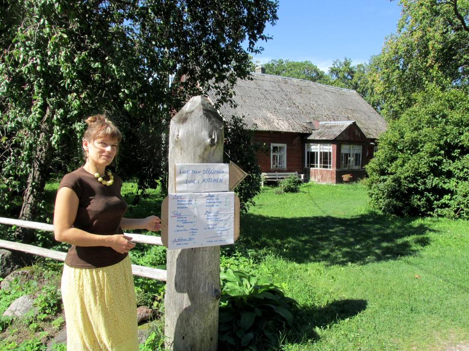 ruhnu päevik: Einesta Liise talus!