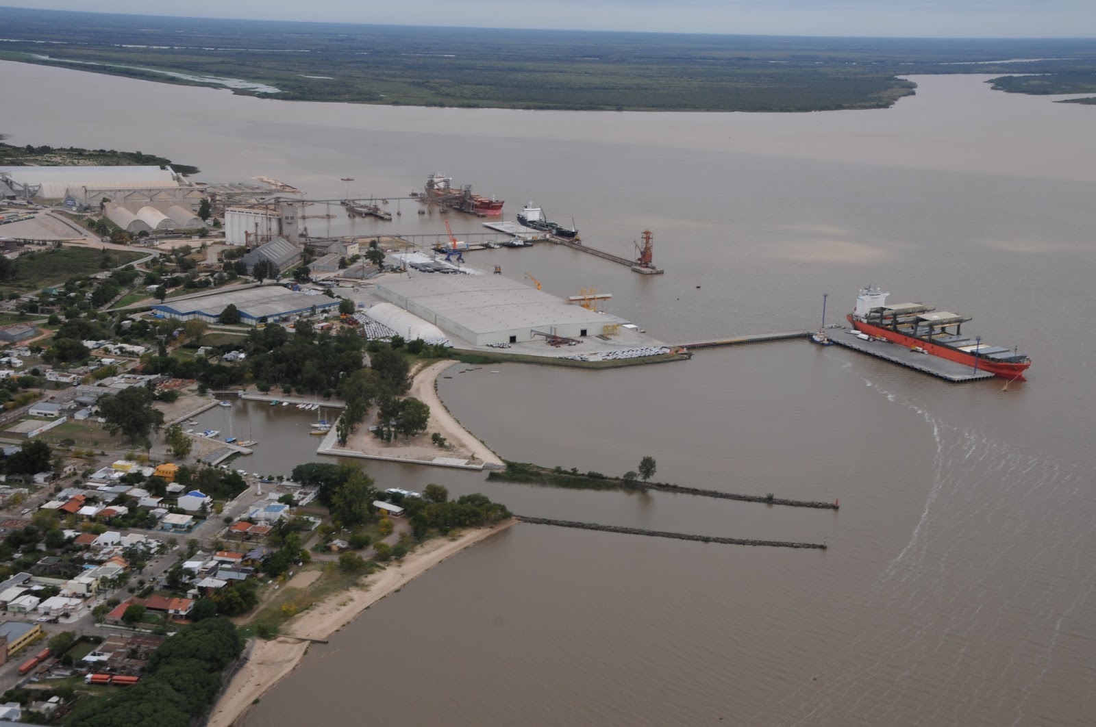 Imágenes ADMINISTRACIÓN NACIONAL DE PUERTOS : Imágenes aéreas Puerto de ...