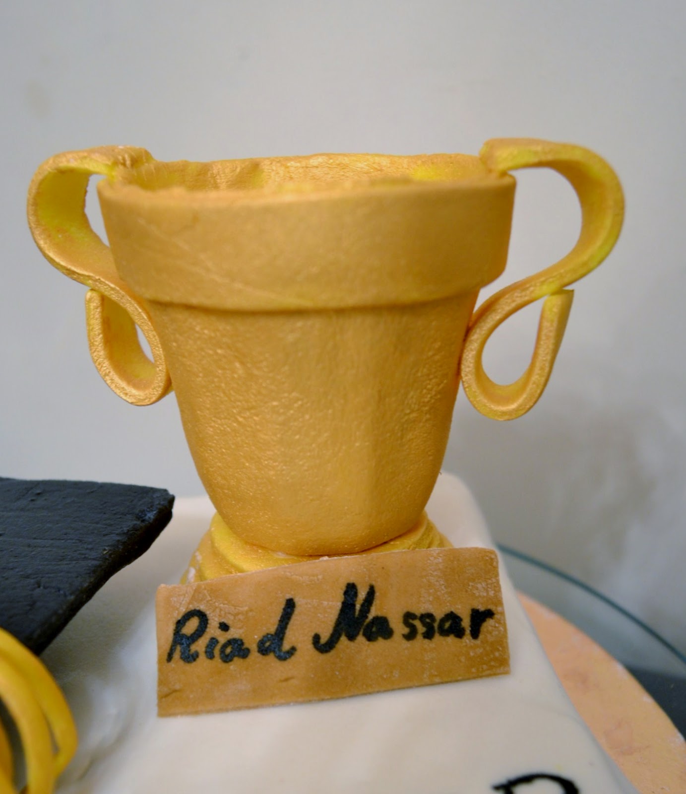 Deezert: Congratulations Grads!