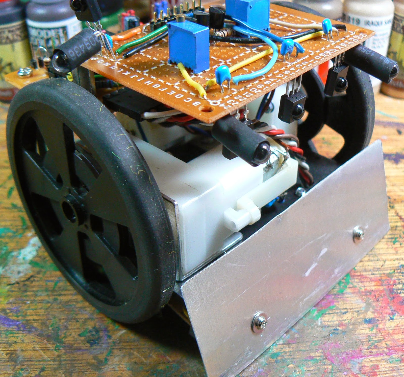 Random Bot: Final build photos of pennybot