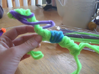 Horses 4 Friends: Pipe Cleaner Pony