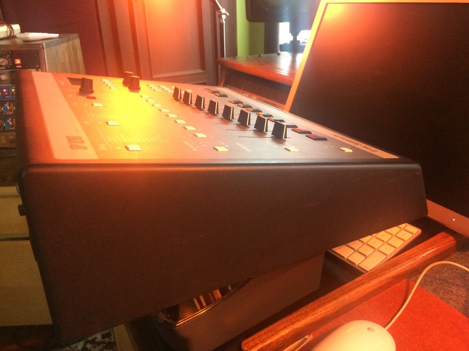 MATRIXSYNTH: EMU SP1200 Sampling Drum Machine - Black Reissue SN 059402 735