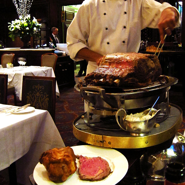 "Tweedland" The Gentlemen's club: Simpson's-in-the-Strand. London.