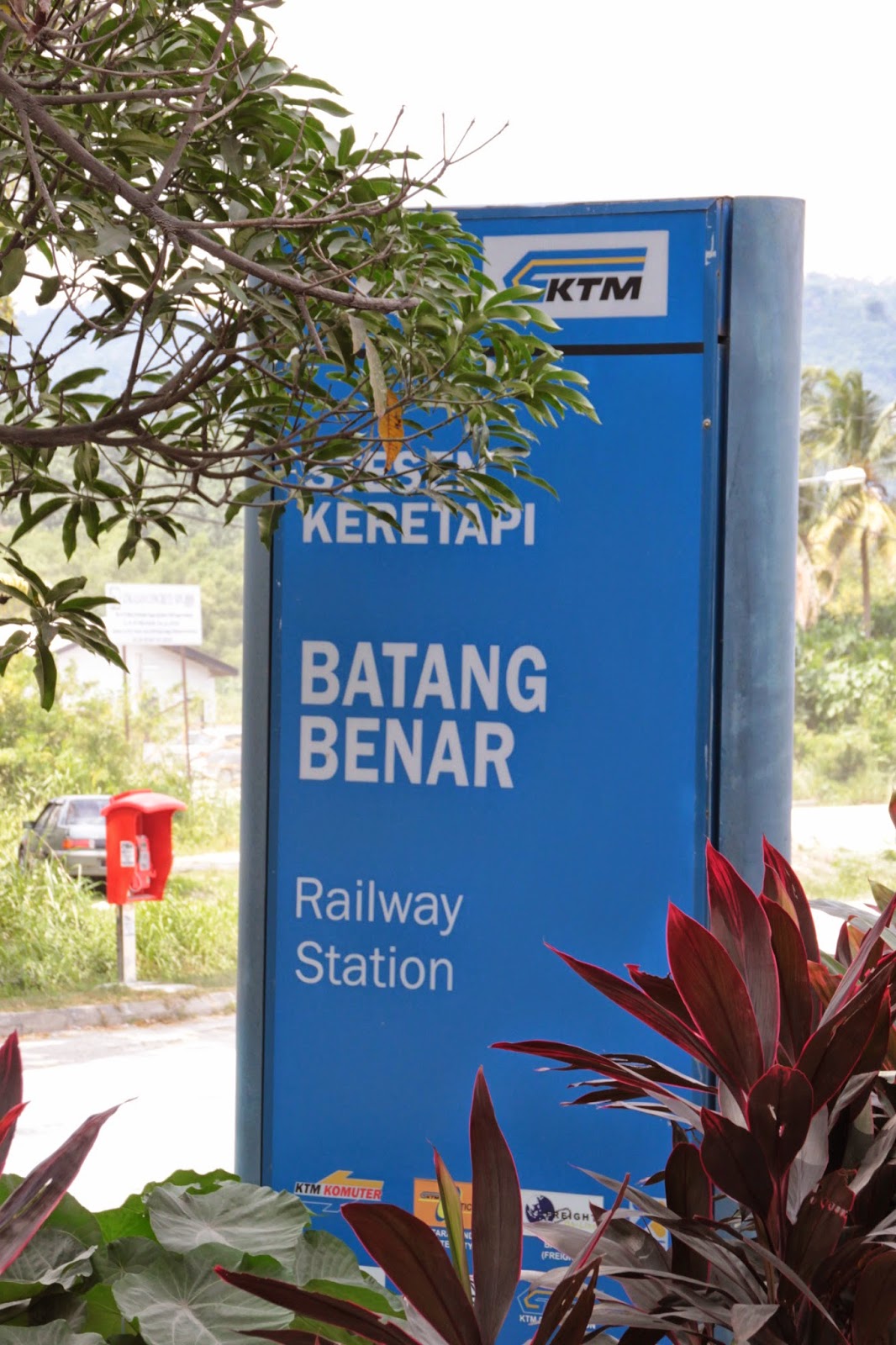 Compendium of Arts & Design: Cabinet of Curiosity >> Presenting ...