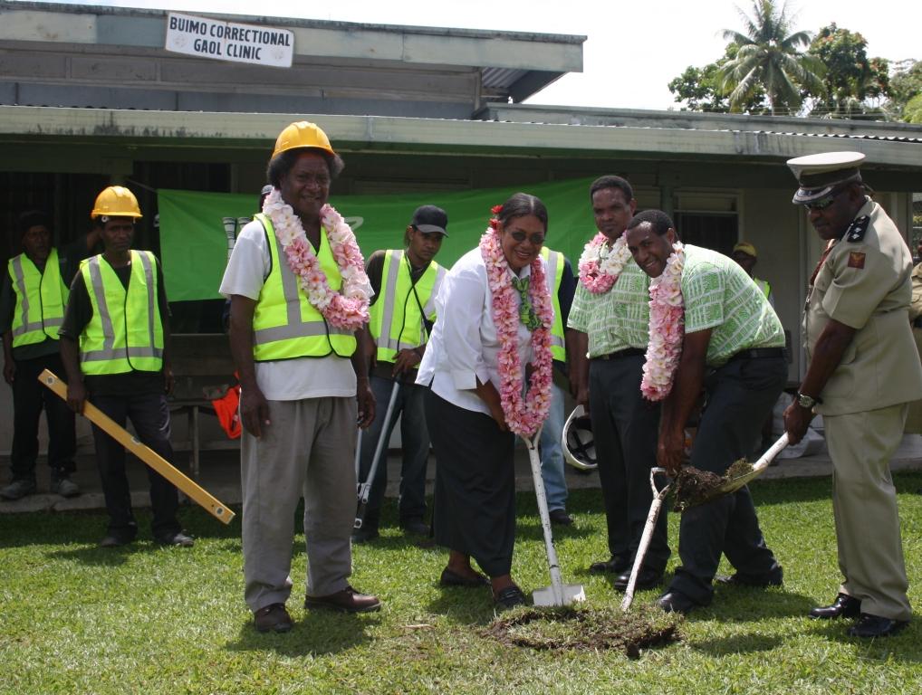 Malum Nalu: BSP community projects for 2013 kick off in Lae