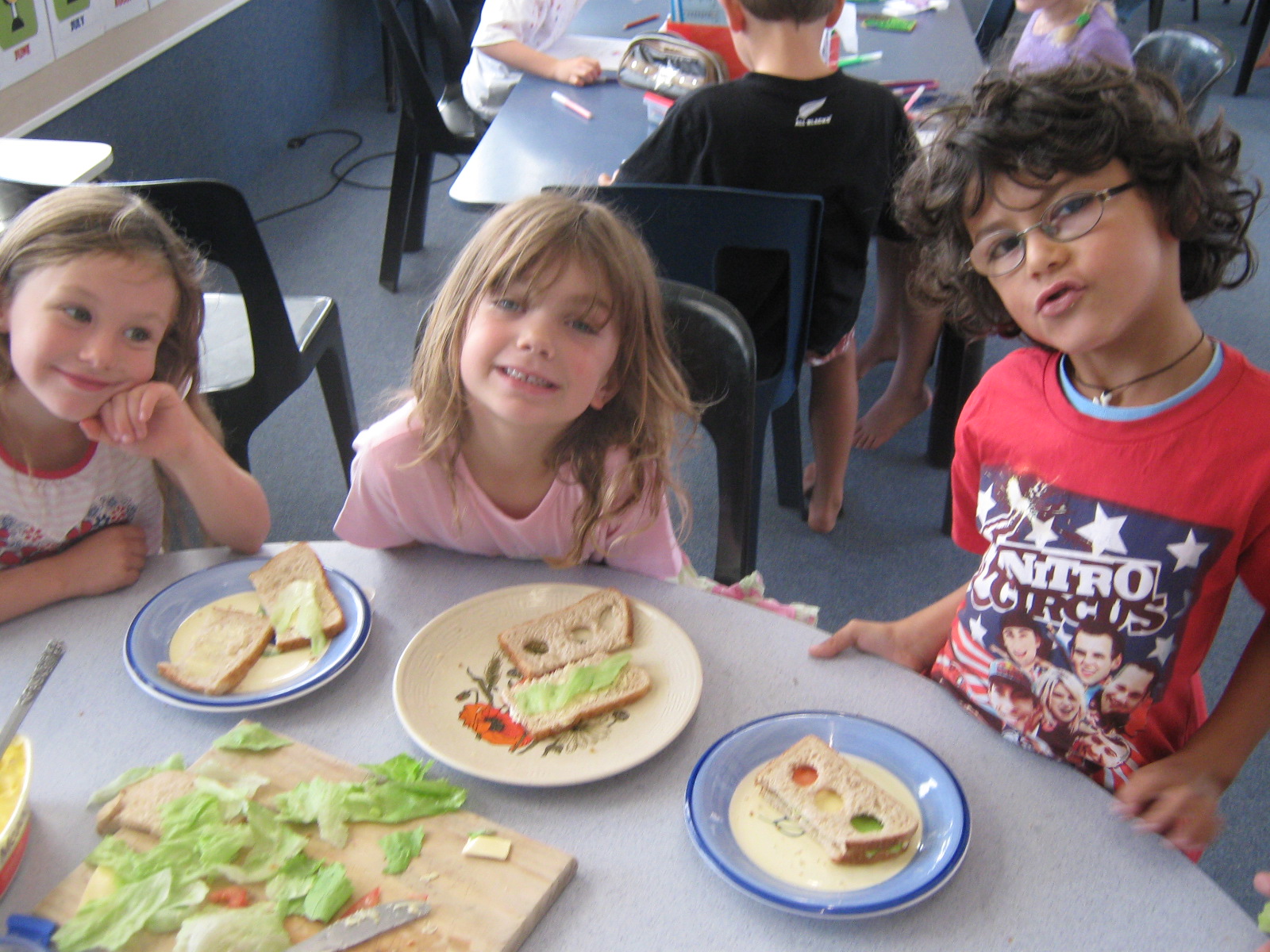 Tomarata Room 2: Traffic Light Sandwiches