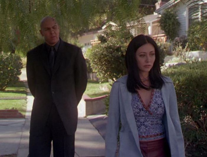 Filming Locations of Chicago and Los Angeles: Charmed: Season 2 ...