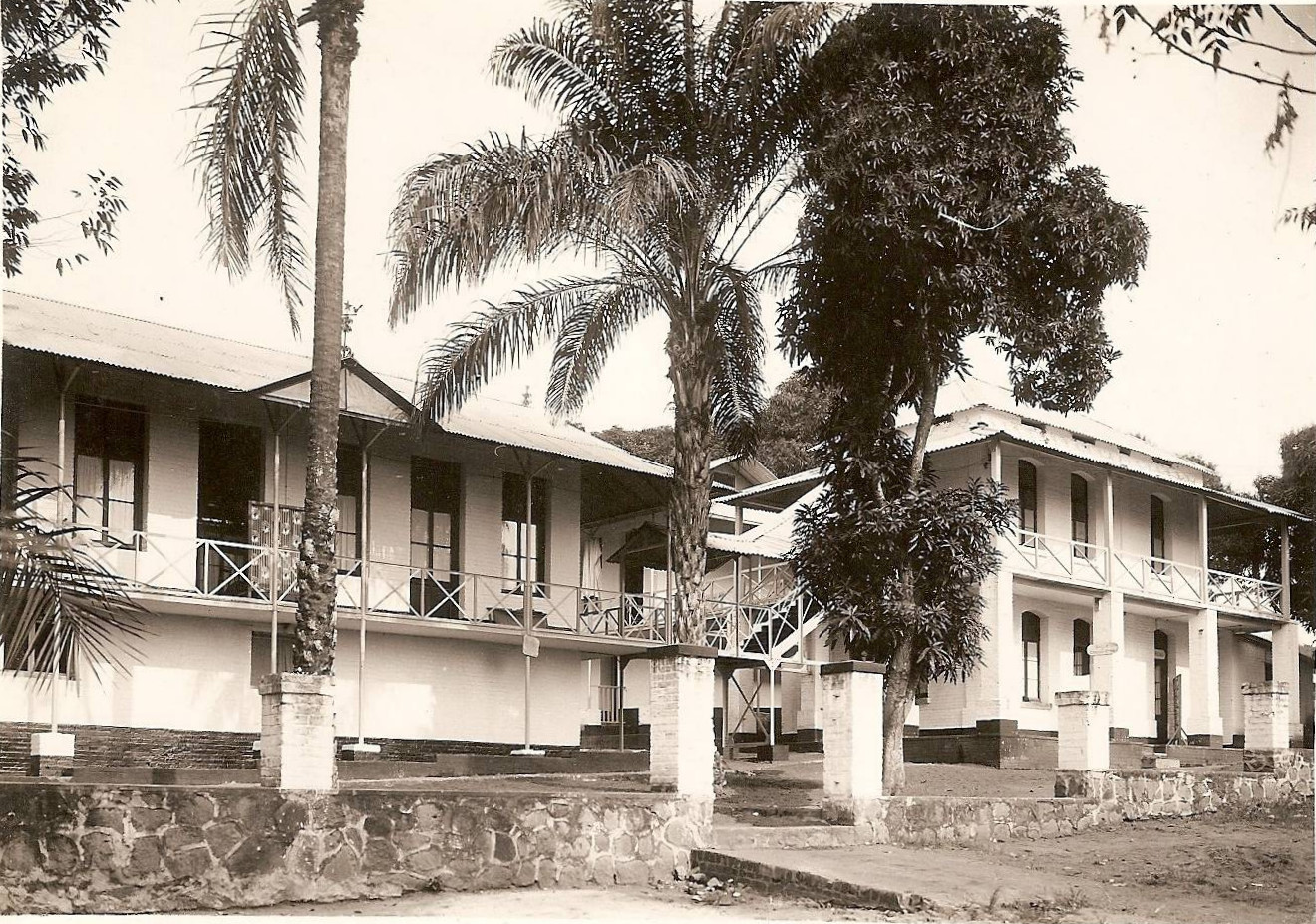 Kinshasa Then and Now: Leopoldville 1902 – First Hospital for Congolese