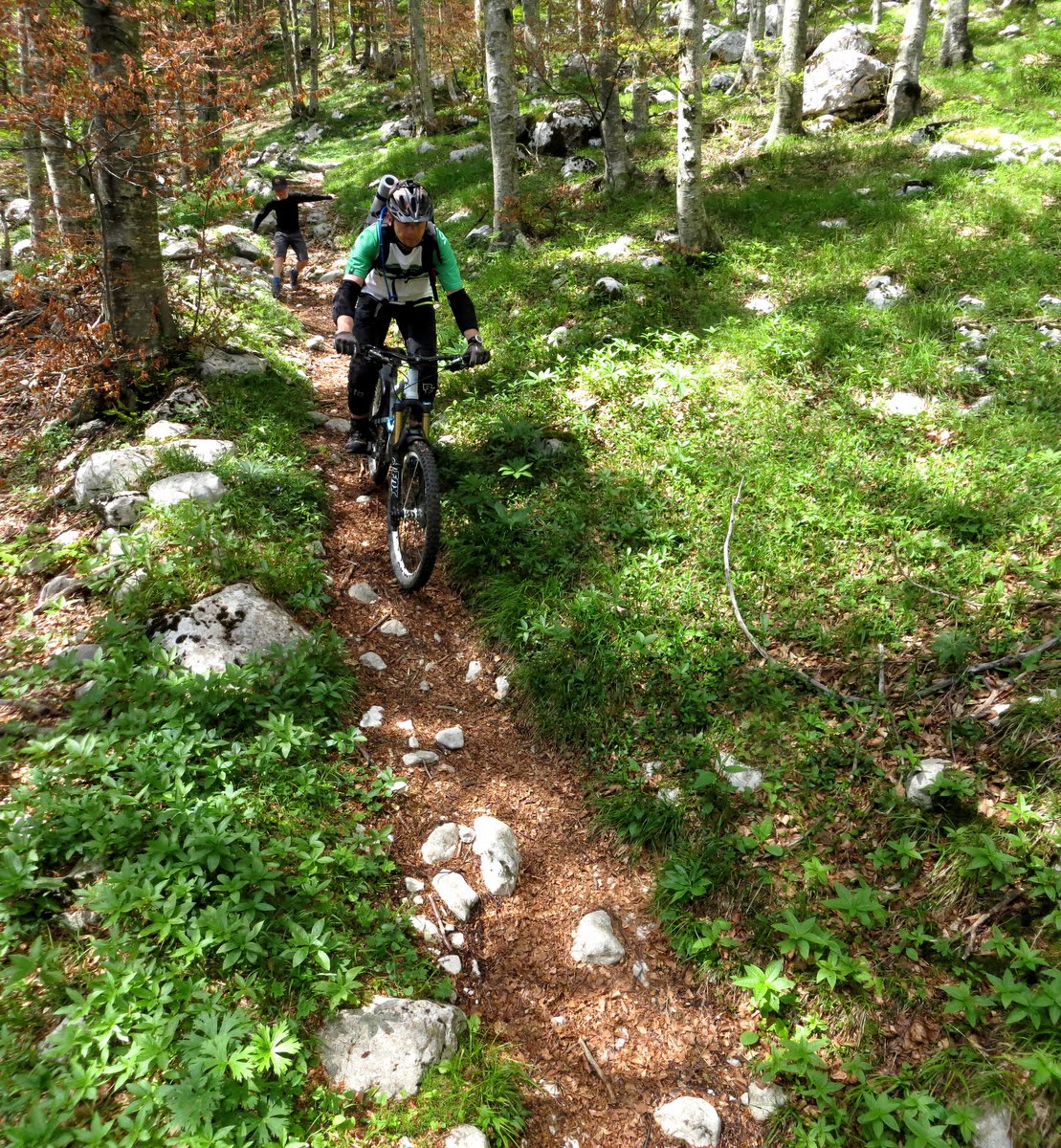 Po svetu z Magdo: Singlespeed Kobarid, Krasji vrh