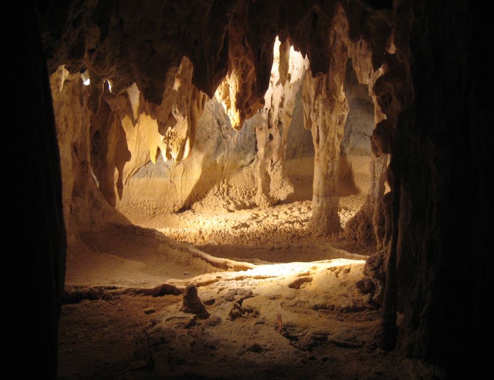 Chris & John's Travel Log: CHILLAGOE