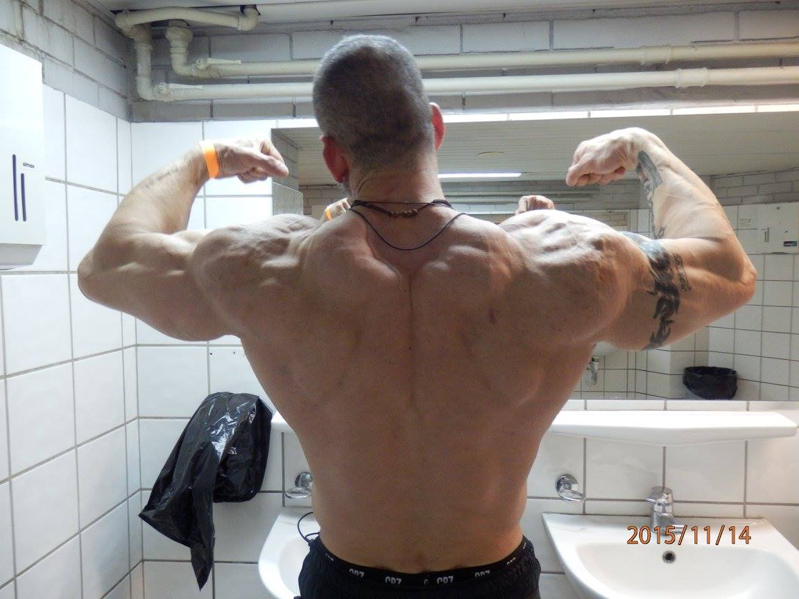 Muscle Lover: Greek muscle daddy Periklis Tsouris