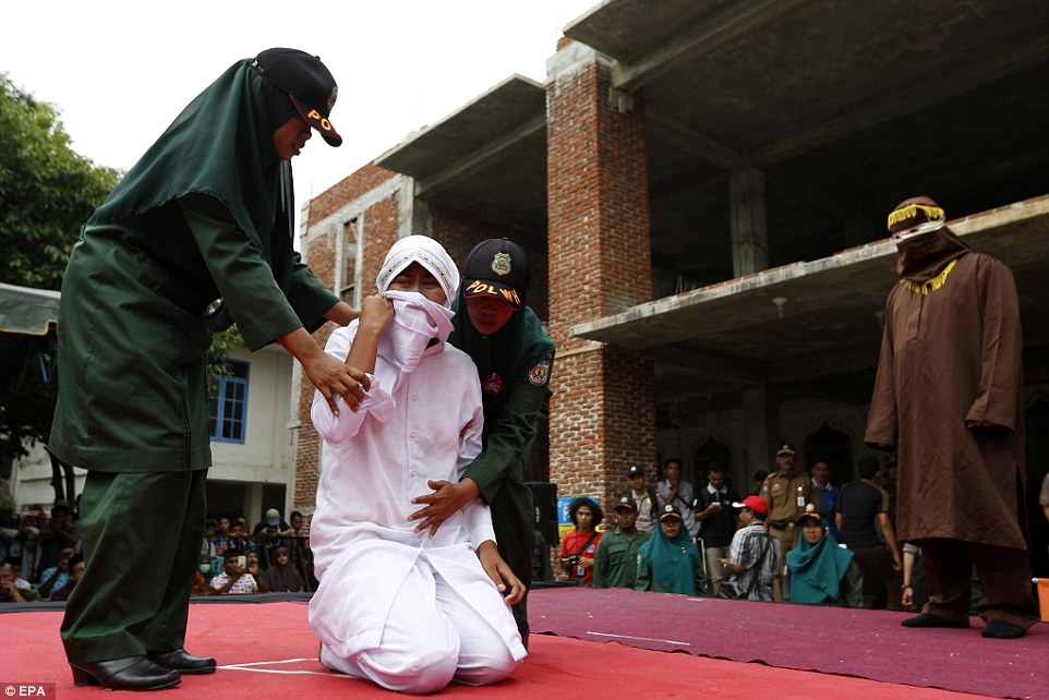 Kachi Zones Blog Sharia Law Indonesian Woman Caned In Public For
