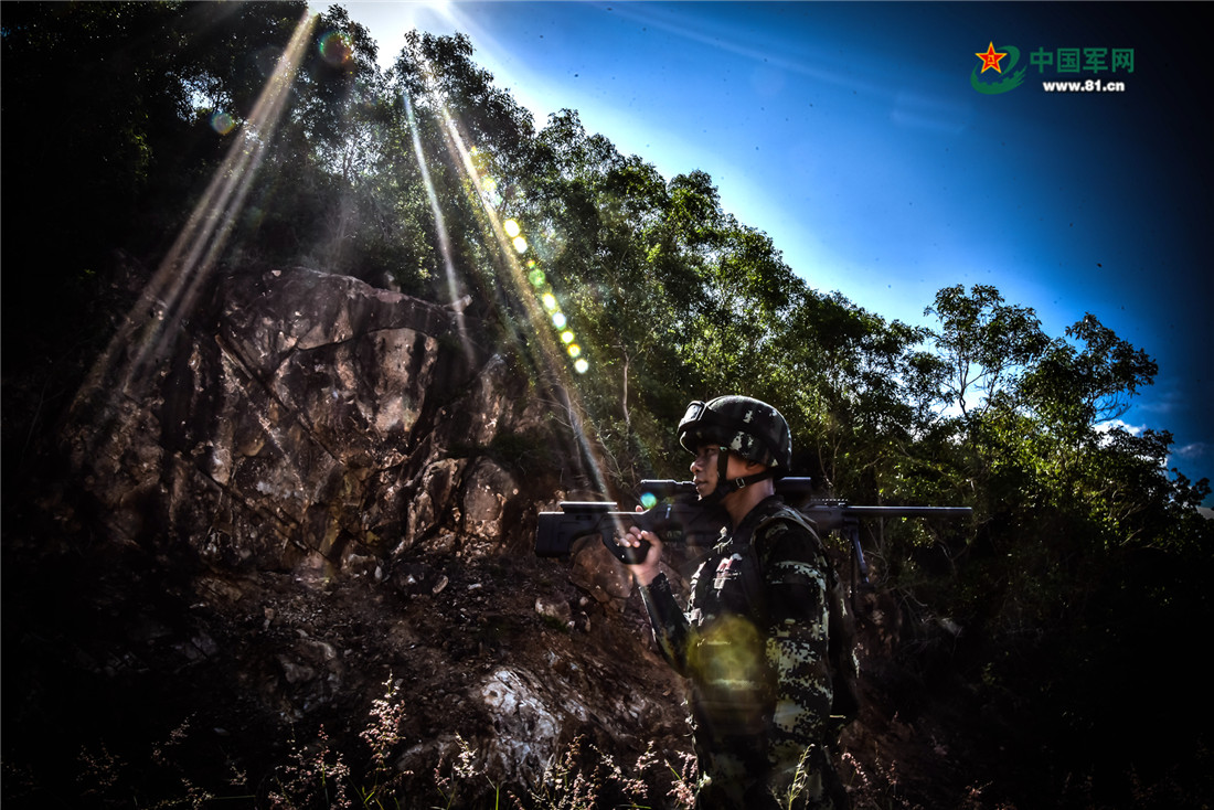 China Defense Blog: More People's Armed Police (PAP) amphibious warfare ...