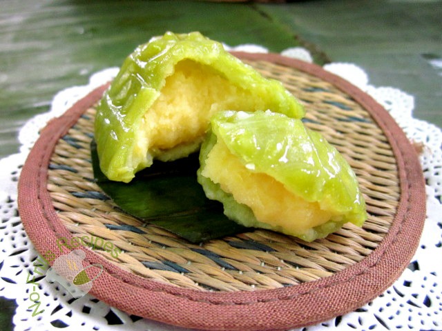 Pandan Angku Kuih ~ 班兰叶龟糕