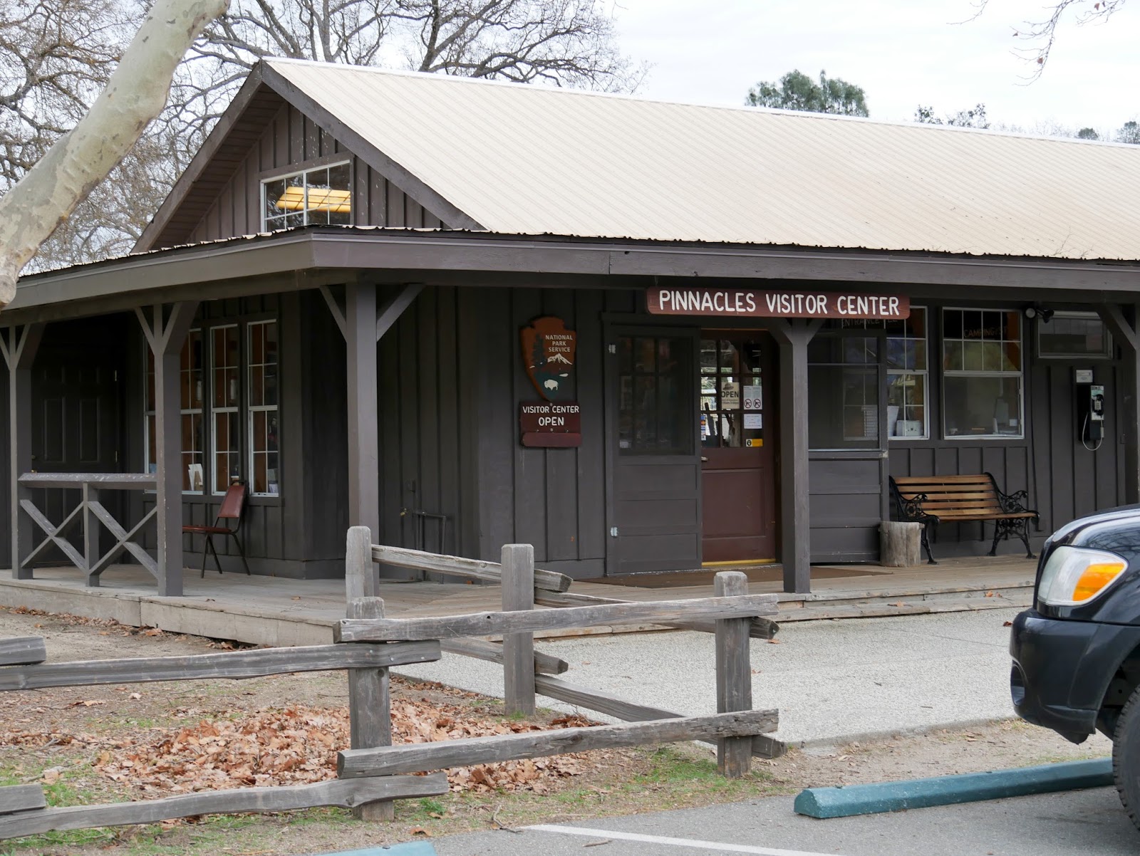 American Travel Journal: Visitor Center - Pinnacles National Park