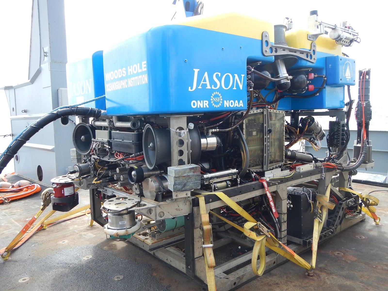 Axial Seamount Expedition 2015: Jason and Medea