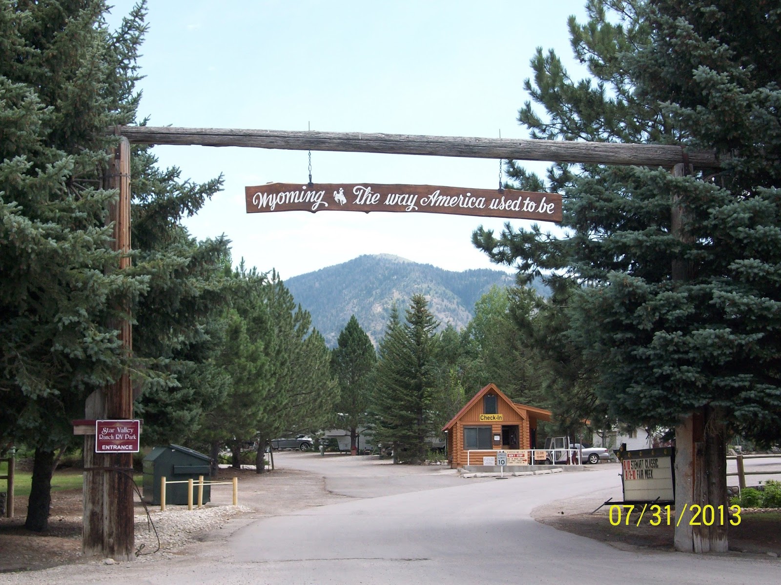 Tom & Bev's Travel Blog: Dinosaur National Monument and relocate to ...