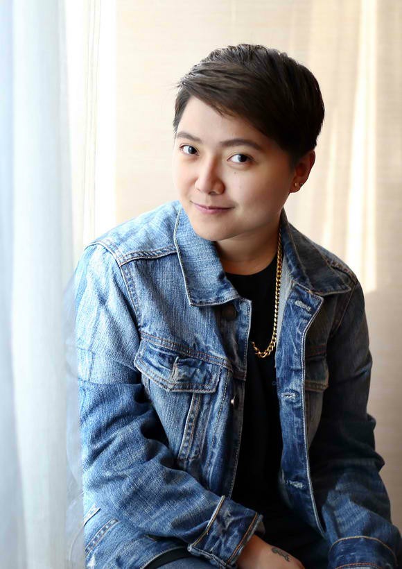 Charice Pempengco Who Has Now Known As Jake Zyrus, Sings 'Pyramid' With ...