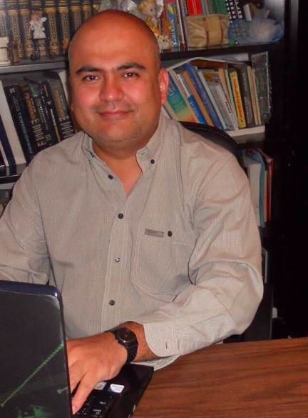 Anaquel Literario: Micrófono Abierto, Lester Padilla, entrevista