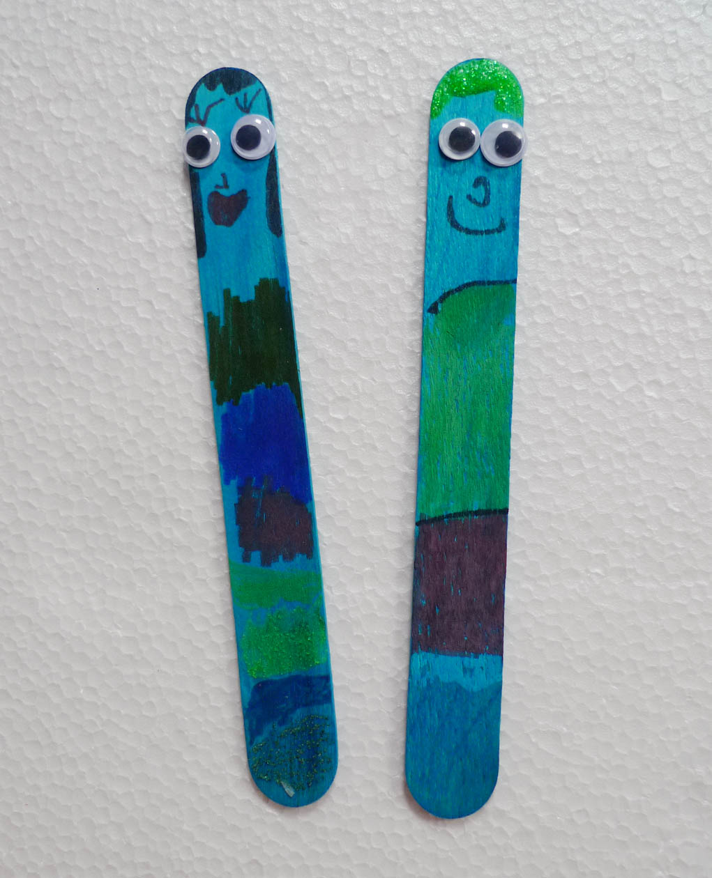 MrsMommyHolic: DIY: Popsicle Stick Characters