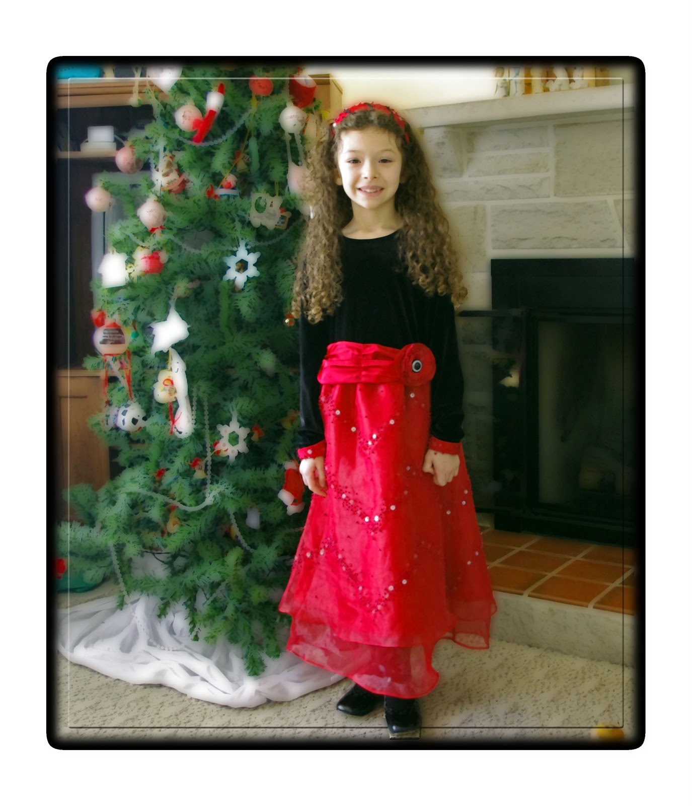 SquigglyTwigs Designs: The Perfect Christmas Dress Pattern, plus...