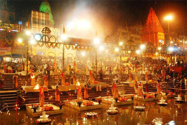 Varanasi India Tourism: Ghats Of Varanasi