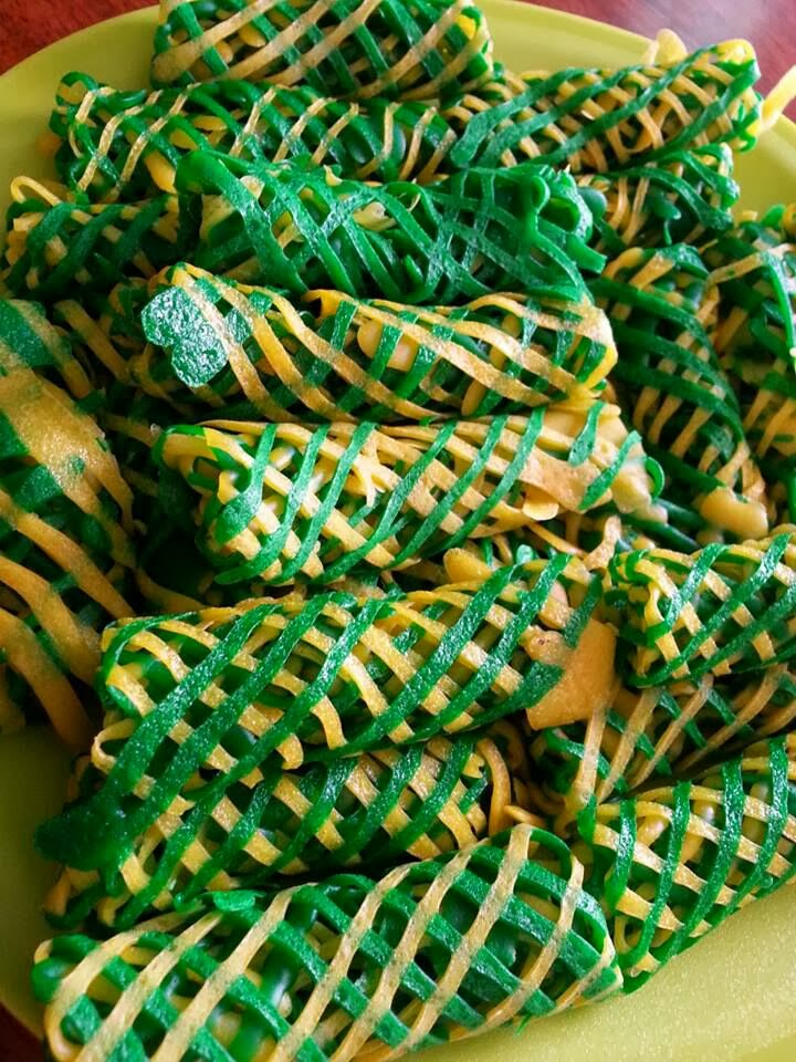 Cik Puan Faja: Roti Jala (Kedah) Hijau Kuning