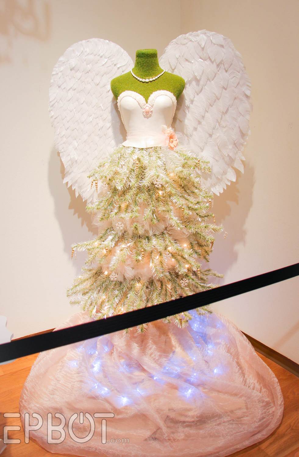 EPBOT: Festival of Trees 2016: Fun New Tree Ideas & ALL The Sparklies!