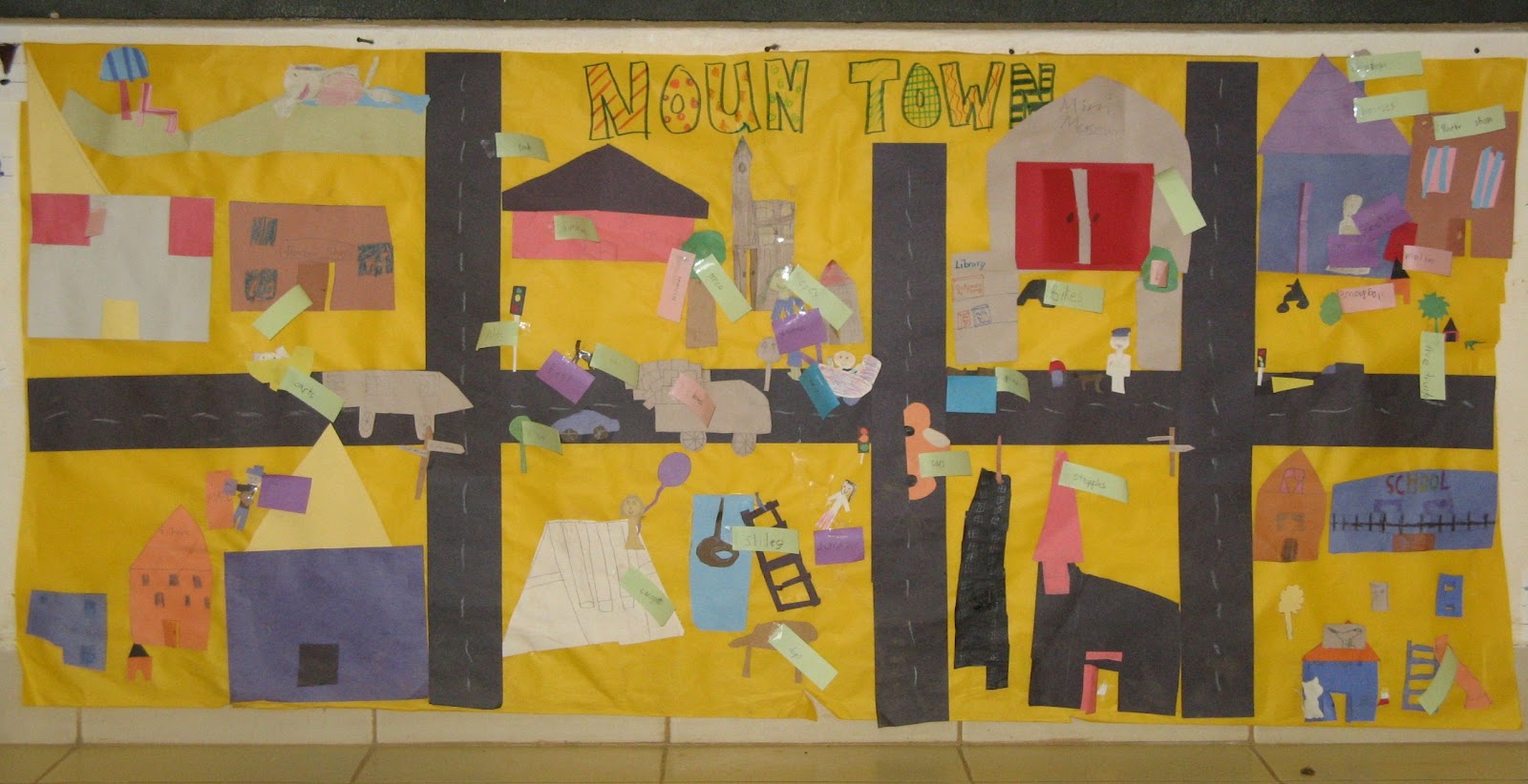 The Bee in Beth's Bonnet: Noun Town